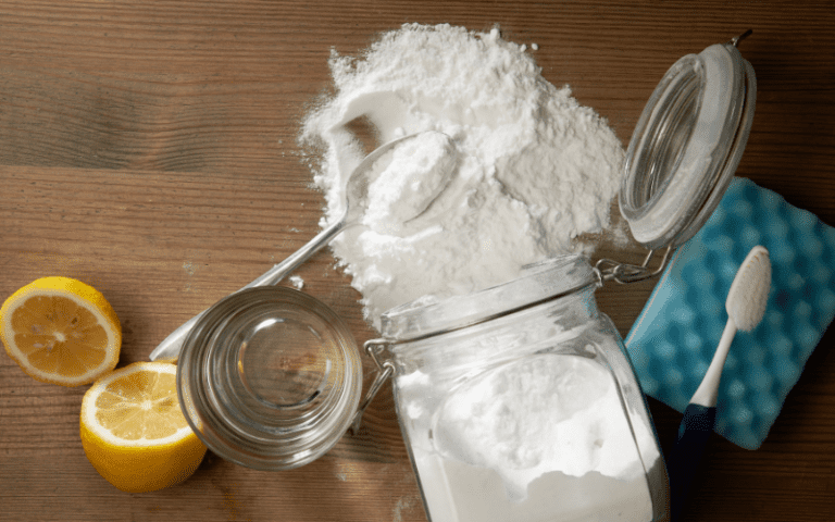 Complete Guide On How To Make A Vinegar Cleaning Solution - Anita's ...