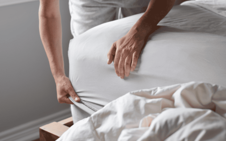 How To Get Poop Stains Out Of Sheets: Clever Tips And Tricks - Anita's ...